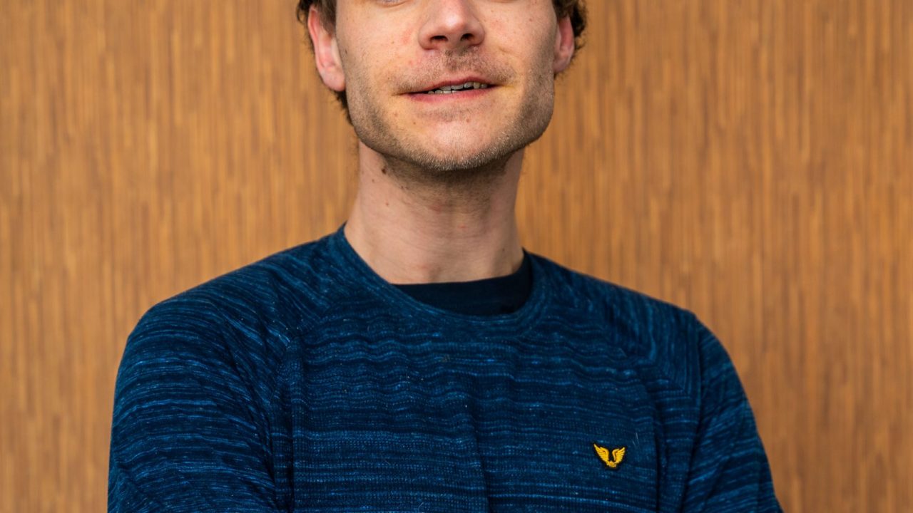 We carry your heavy load! | We carry your heavy load!